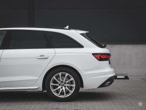 White Audi A4 2020 in Siauliai, with an engine capacity of 2.00 L and mileage of 172 thousand km for 17999 €, photo 7 on AUTOMOTO.COM.LV