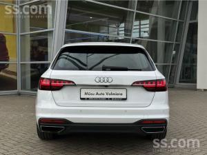 White Audi A4 2020 in Riga, with an engine capacity of 2.00 L and mileage of 225 thousand km for 20990 €, photo 3 on AUTOMOTO.COM.LV