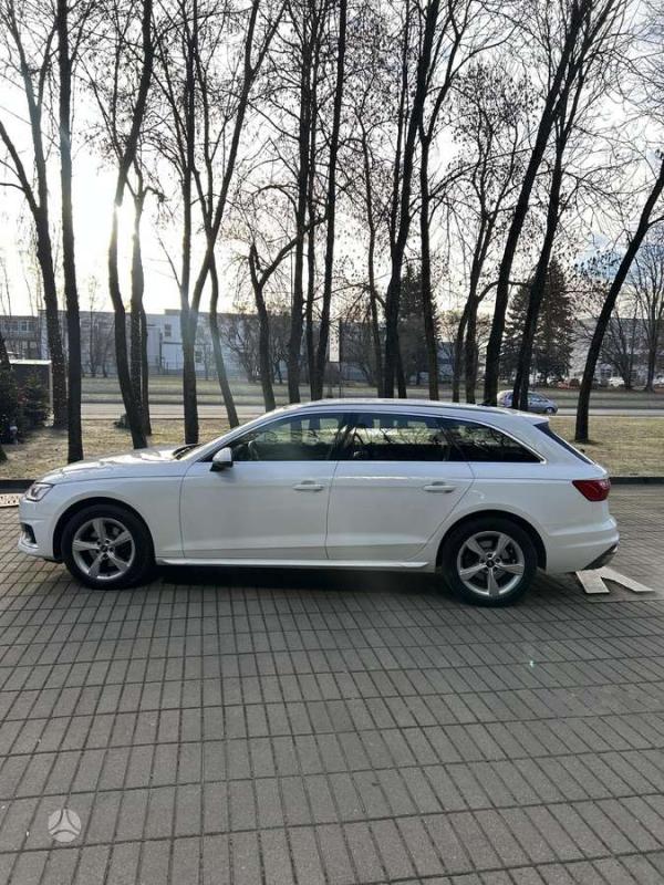 White Audi A4 2022 in Kaunas, with an engine capacity of 1.97 L and mileage of 144 thousand km for 19500 €, photo 5 on AUTOMOTO.COM.LV