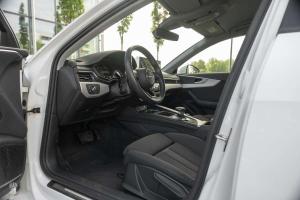 Balts Audi A4 2022 Viļņa, ar dzinēja tilpumu 1.97 L un nobraukumu 120 tūkst. km par 18600 €, foto 13 vietnē AUTOMOTO.COM.LV