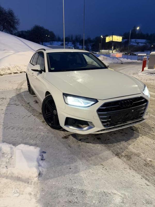 White Audi A4 2022 in Vilnius, with an engine capacity of 1.97 L and mileage of 120 thousand km for 19900 €, photo 3 on AUTOMOTO.COM.LV