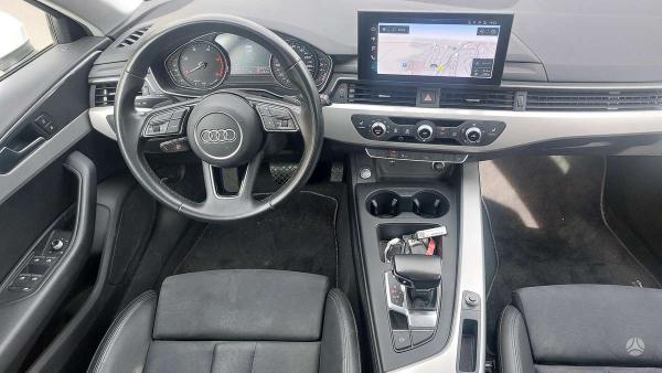 White Audi A4 2022 in Kaunas, with an engine capacity of 2.00 L and mileage of 250 thousand km for 16800 €, photo 8 on AUTOMOTO.COM.LV