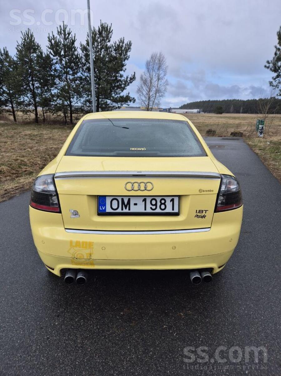 Dzeltens Audi A4 2002 Rīga, ar dzinēja tilpumu 1.80 L un nobraukumu 298 tūkst. km par 2500 €, foto 7 vietnē AUTOMOTO.COM.LV