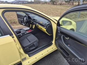 Dzeltens Audi A4 2002 Rīga, ar dzinēja tilpumu 1.80 L un nobraukumu 298 tūkst. km par 2500 €, foto 10 vietnē AUTOMOTO.COM.LV