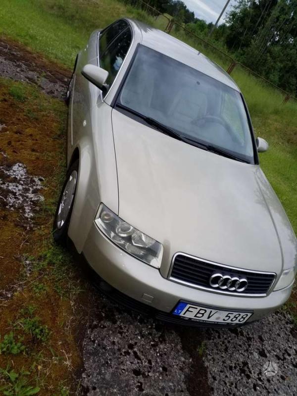 Желтый Ауди А4 2003 в Утена, объемом двигателя 2.50 л и пробегом 258 тыс. км за 1499 €, фото 3 на AUTOMOTO.COM.LV