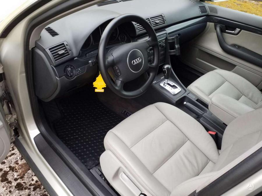 Yellow Audi A4 2003 in Utena, with an engine capacity of 2.50 L and mileage of 258 thousand km for 1499 €, photo 8 on AUTOMOTO.COM.LV