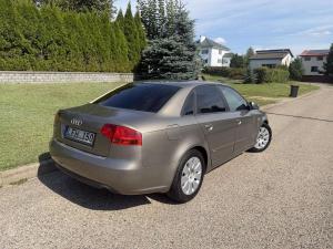 Dzeltens Audi A4 2006 Viļņa, ar dzinēja tilpumu 2.50 L un nobraukumu 300 tūkst. km par 1499 €, foto 7 vietnē AUTOMOTO.COM.LV