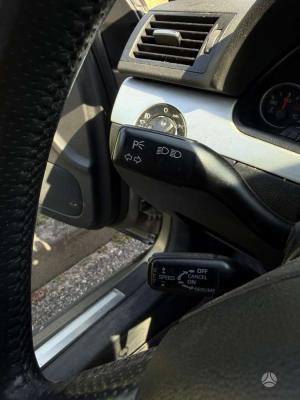 Dzeltens Audi A4 2006 Viļņa, ar dzinēja tilpumu 2.50 L un nobraukumu 300 tūkst. km par 1499 €, foto 23 vietnē AUTOMOTO.COM.LV