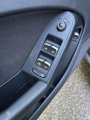 Dzeltens Audi A4 2015 Kėdainiai, ar dzinēja tilpumu 2.97 L un nobraukumu 257 tūkst. km par 9500 €, foto 13 vietnē AUTOMOTO.COM.LV