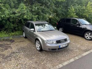 Yellow Audi A4 2005 in Vilnius, with an engine capacity of 2.50 L and mileage of 324 thousand km for 550 €, photo  on AUTOMOTO.COM.LV