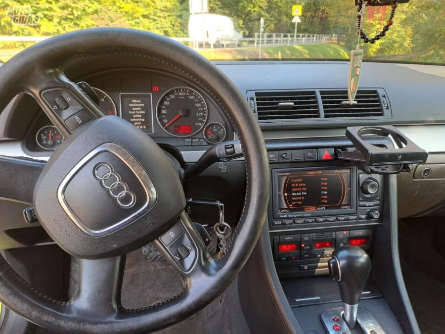 Yellow Audi A4 2005 in Kaunas, with an engine capacity of 2.00 L and mileage of 452 thousand km for 800 €, photo 3 on AUTOMOTO.COM.LV