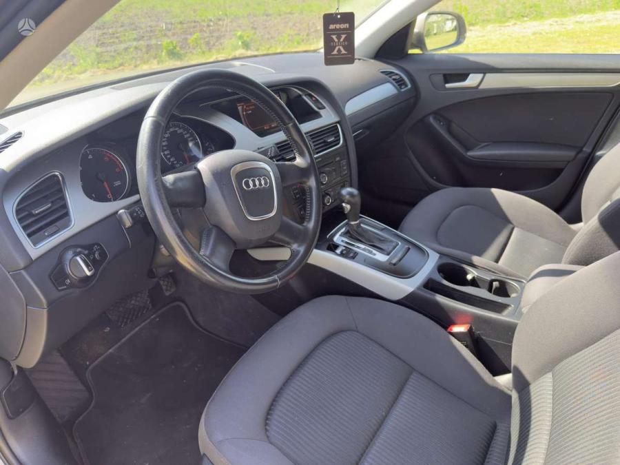 Dzeltens Audi A4 2011 Kaišiadorys, ar dzinēja tilpumu 1.97 L un nobraukumu 318 tūkst. km par 6150 €, foto 13 vietnē AUTOMOTO.COM.LV