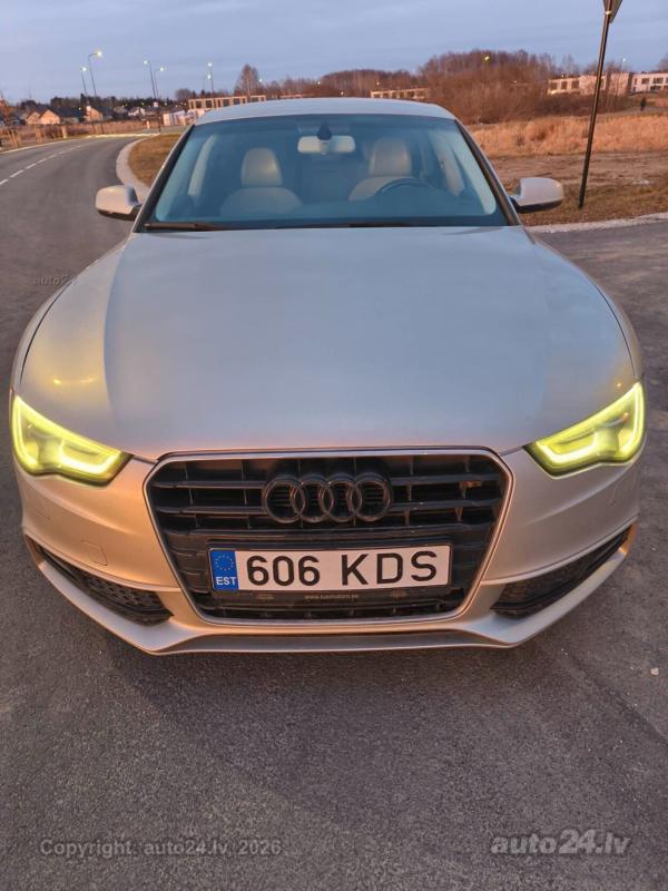 Smilšu krāsa Audi A5 2013 Tartu, ar dzinēja tilpumu 2.00 L un nobraukumu 246 tūkst. km par 10000 €, foto 6 vietnē AUTOMOTO.COM.LV