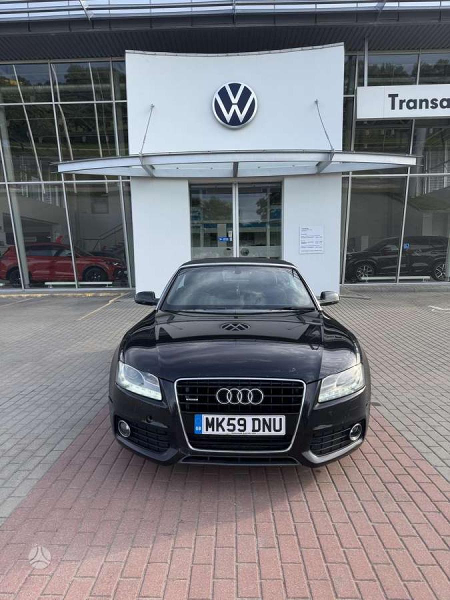 Black Audi A5 2009 in Siauliai, with an engine capacity of 2.97 L and mileage of 340 thousand km for 3500 €, photo 1 on AUTOMOTO.COM.LV