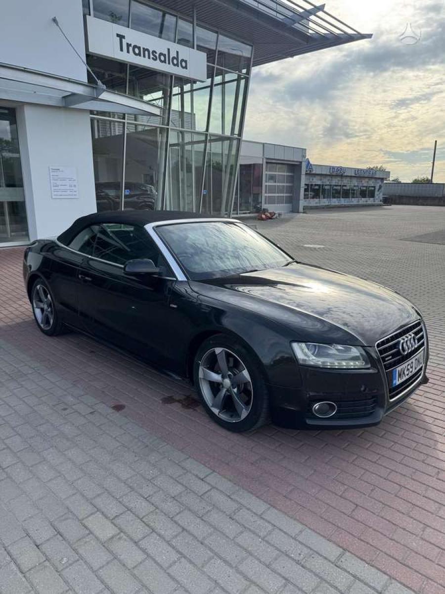 Black Audi A5 2009 in Siauliai, with an engine capacity of 2.97 L and mileage of 340 thousand km for 3500 €, photo 4 on AUTOMOTO.COM.LV