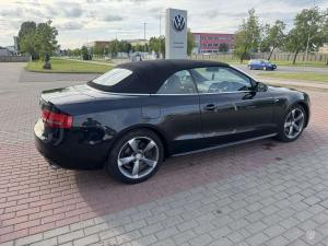 Black Audi A5 2009 in Siauliai, with an engine capacity of 2.97 L and mileage of 340 thousand km for 3500 €, photo 5 on AUTOMOTO.COM.LV