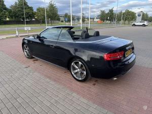 Black Audi A5 2009 in Siauliai, with an engine capacity of 2.97 L and mileage of 340 thousand km for 3500 €, photo 12 on AUTOMOTO.COM.LV