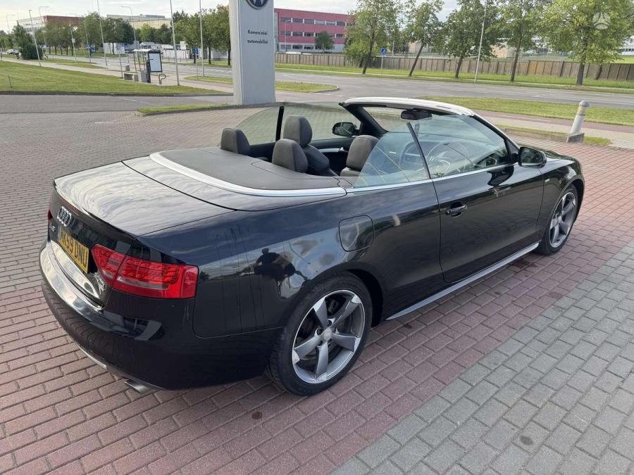 Black Audi A5 2009 in Siauliai, with an engine capacity of 2.97 L and mileage of 340 thousand km for 3500 €, photo 13 on AUTOMOTO.COM.LV