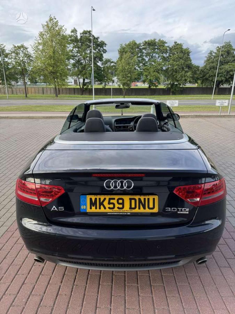 Black Audi A5 2009 in Siauliai, with an engine capacity of 2.97 L and mileage of 340 thousand km for 3500 €, photo 15 on AUTOMOTO.COM.LV