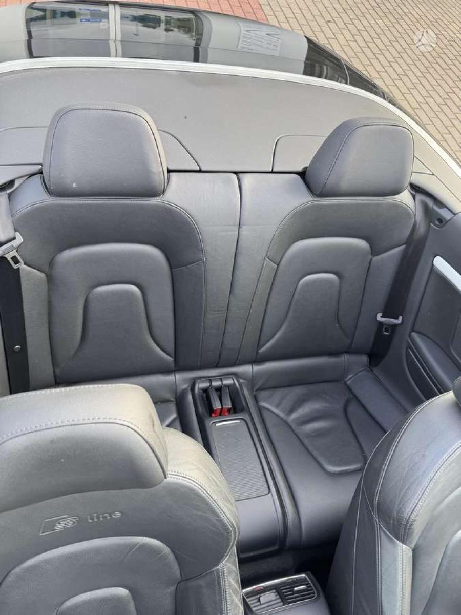Black Audi A5 2009 in Siauliai, with an engine capacity of 2.97 L and mileage of 340 thousand km for 3500 €, photo 17 on AUTOMOTO.COM.LV