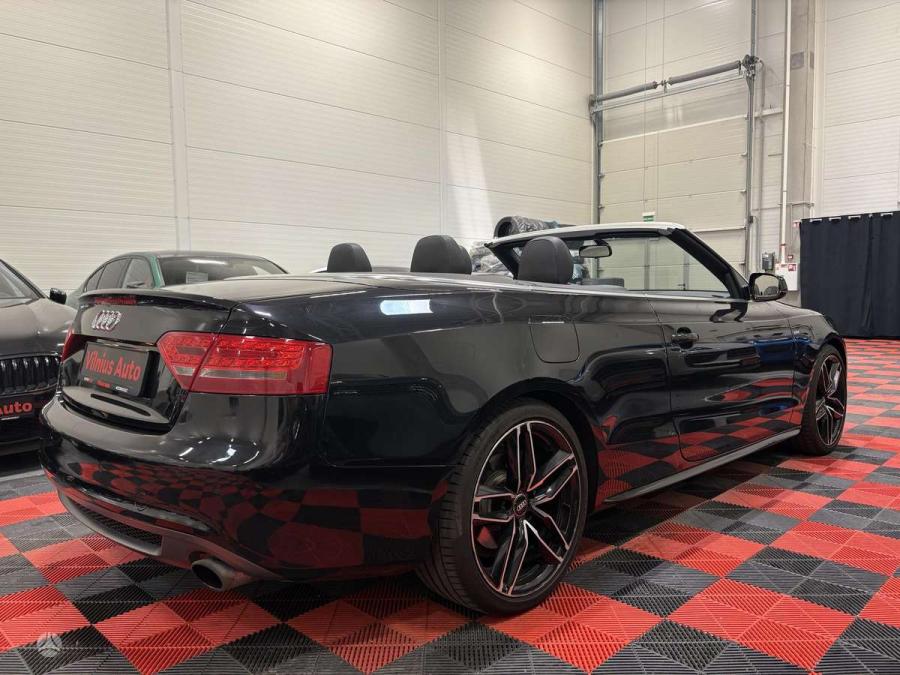Black Audi A5 2010 in Vilnius, with an engine capacity of 1.98 L and mileage of 113 thousand km for 8290 €, photo 5 on AUTOMOTO.COM.LV