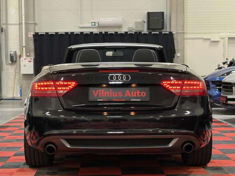 Black Audi A5 2010 in Vilnius, with an engine capacity of 1.98 L and mileage of 113 thousand km for 8290 €, photo 6 on AUTOMOTO.COM.LV