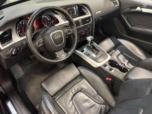 Black Audi A5 2010 in Vilnius, with an engine capacity of 1.98 L and mileage of 113 thousand km for 8290 €, photo 11 on AUTOMOTO.COM.LV