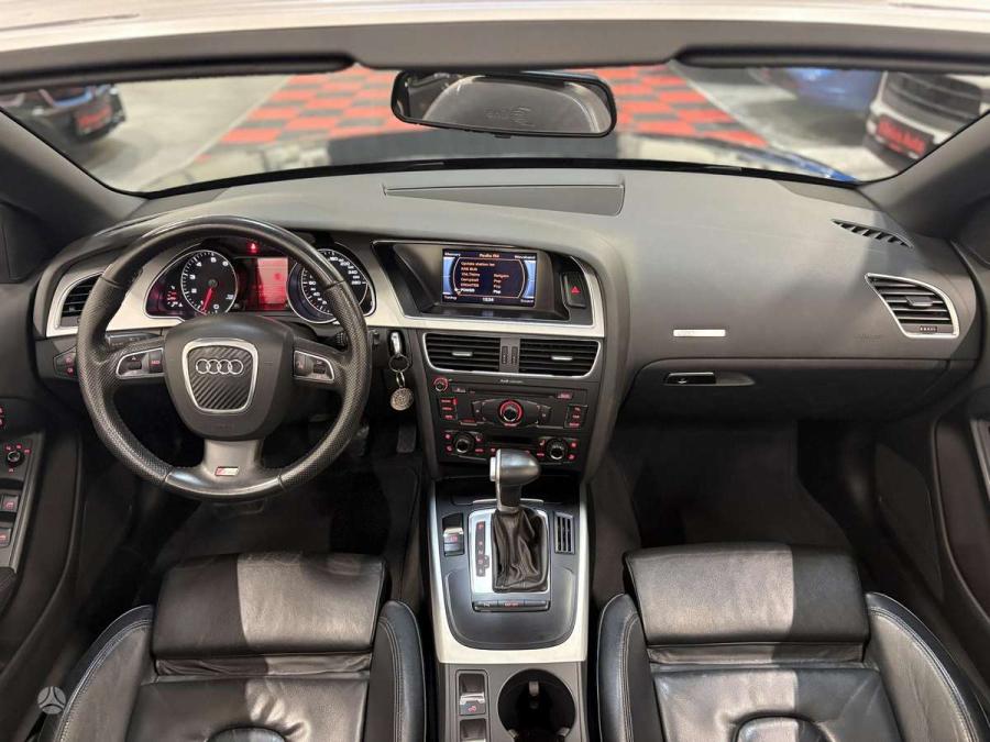 Black Audi A5 2010 in Vilnius, with an engine capacity of 1.98 L and mileage of 113 thousand km for 8290 €, photo 17 on AUTOMOTO.COM.LV