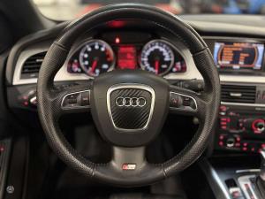 Black Audi A5 2010 in Vilnius, with an engine capacity of 1.98 L and mileage of 113 thousand km for 8290 €, photo 19 on AUTOMOTO.COM.LV