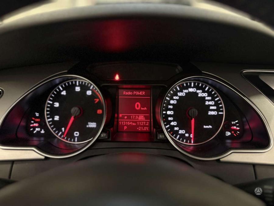 Black Audi A5 2010 in Vilnius, with an engine capacity of 1.98 L and mileage of 113 thousand km for 8290 €, photo 20 on AUTOMOTO.COM.LV
