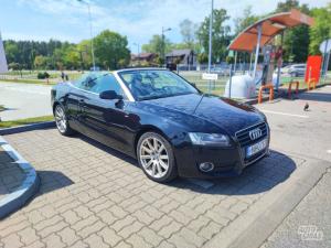 Black Audi A5 2010 in Palanga, with an engine capacity of 2.00 L and mileage of 255 thousand km for 8750 €, photo  on AUTOMOTO.COM.LV
