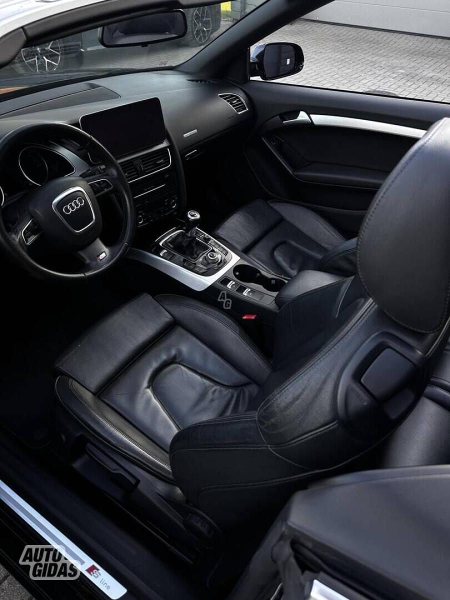 Black Audi A5 2010 in Palanga, with an engine capacity of 2.00 L and mileage of 255 thousand km for 8750 €, photo 9 on AUTOMOTO.COM.LV