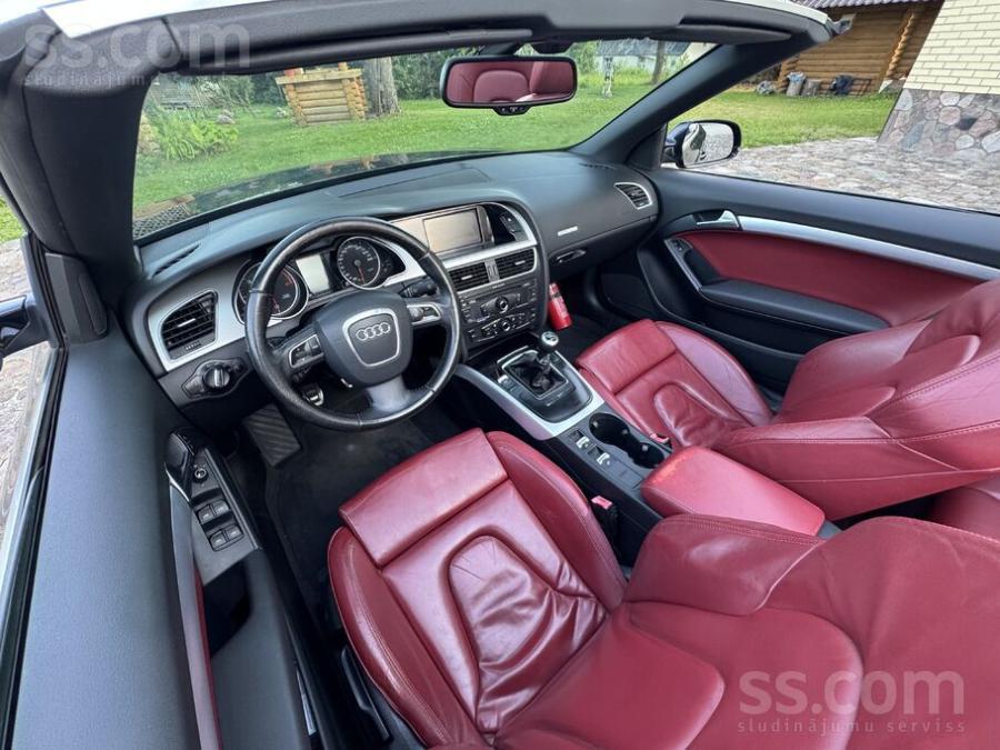 Melns Audi A5 2011 Daugavpils, ar dzinēja tilpumu 2.00 L un nobraukumu 227 tūkst. km par 7250 €, foto 14 vietnē AUTOMOTO.COM.LV