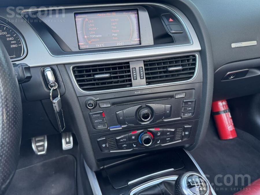 Melns Audi A5 2011 Daugavpils, ar dzinēja tilpumu 2.00 L un nobraukumu 227 tūkst. km par 7250 €, foto 18 vietnē AUTOMOTO.COM.LV