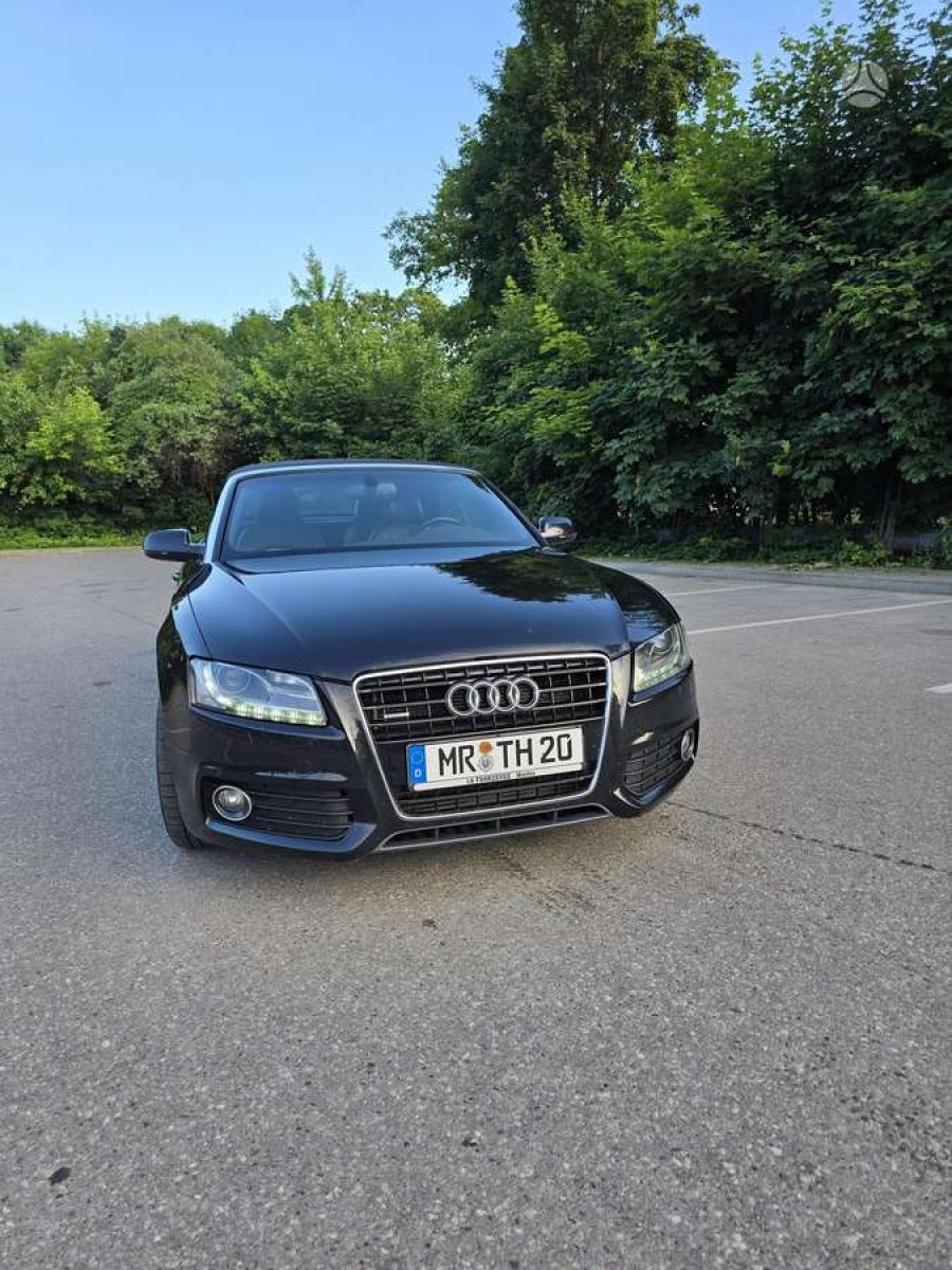 Black Audi A5 2011 in Ukmerge, with an engine capacity of 2.97 L and mileage of 258 thousand km for 8999 €, photo 13 on AUTOMOTO.COM.LV