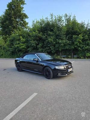 Black Audi A5 2011 in Ukmerge, with an engine capacity of 2.97 L and mileage of 258 thousand km for 8999 €, photo 15 on AUTOMOTO.COM.LV