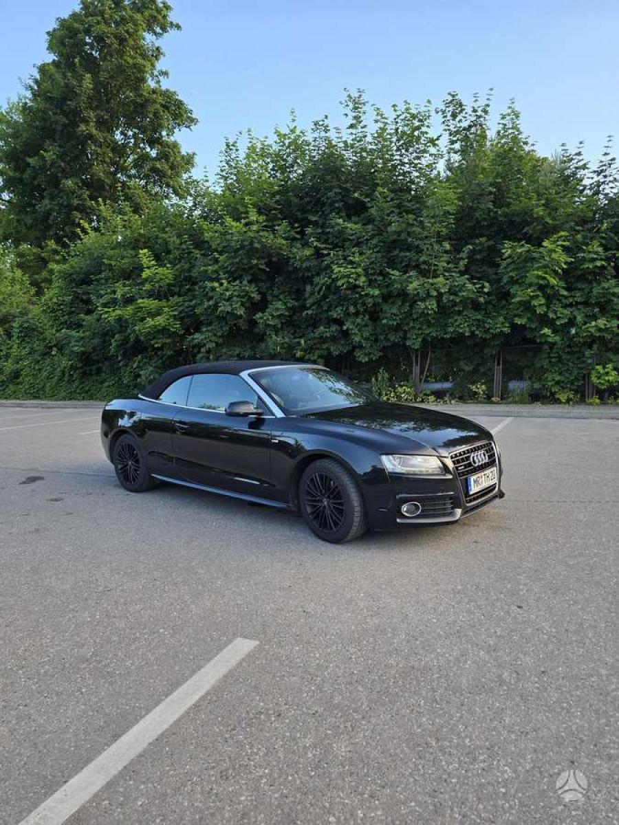 Black Audi A5 2011 in Ukmerge, with an engine capacity of 2.97 L and mileage of 258 thousand km for 8999 €, photo 15 on AUTOMOTO.COM.LV