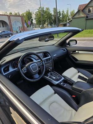Black Audi A5 2011 in Ukmerge, with an engine capacity of 2.97 L and mileage of 258 thousand km for 8999 €, photo 23 on AUTOMOTO.COM.LV