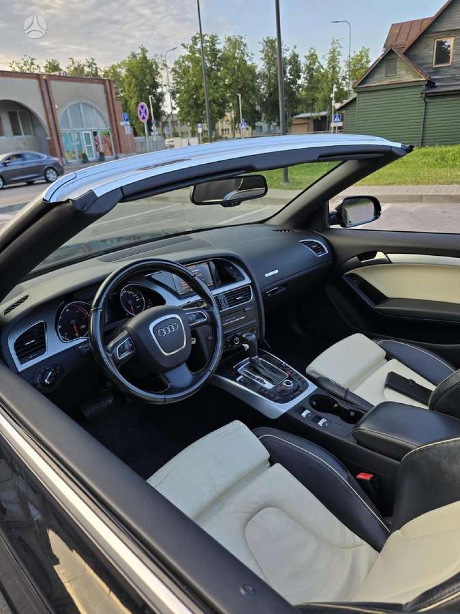 Black Audi A5 2011 in Ukmerge, with an engine capacity of 2.97 L and mileage of 258 thousand km for 8999 €, photo 23 on AUTOMOTO.COM.LV