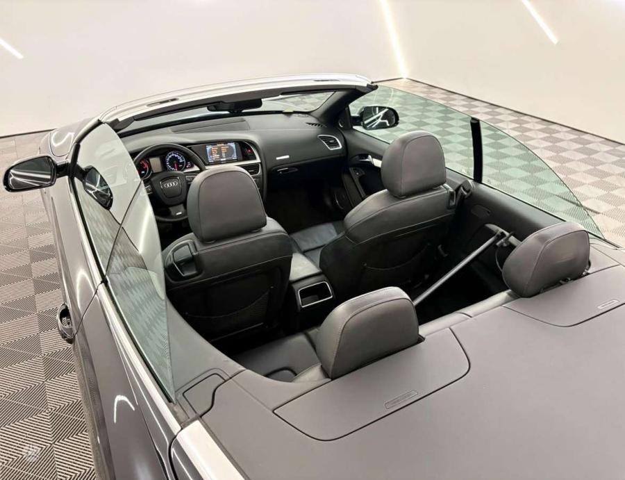 Black Audi A5 2012 in Marijampole, with an engine capacity of 2.70 L and mileage of 284 thousand km for 8500 €, photo 32 on AUTOMOTO.COM.LV
