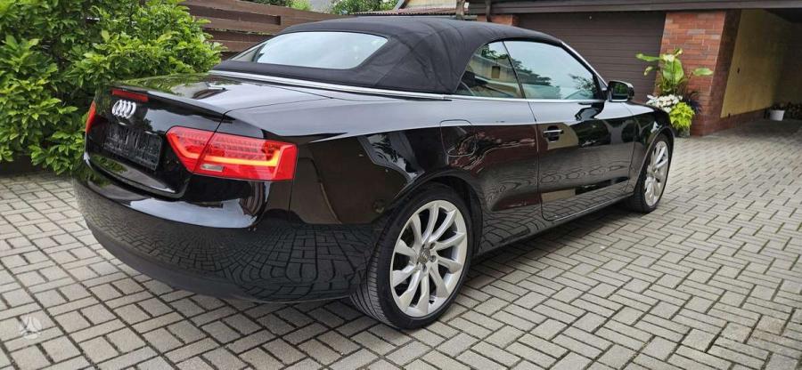 Black Audi A5 2016 in Telschi, with an engine capacity of 1.97 L and mileage of 220 thousand km for 12300 €, photo 9 on AUTOMOTO.COM.LV