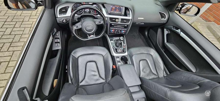 Black Audi A5 2016 in Telschi, with an engine capacity of 1.97 L and mileage of 220 thousand km for 12300 €, photo 18 on AUTOMOTO.COM.LV