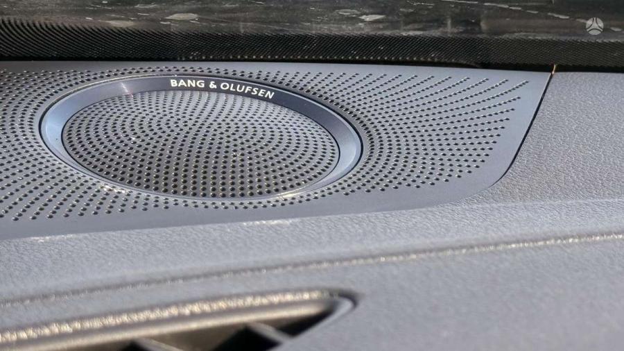 Black Audi A5 2017 in Klaipeda, with an engine capacity of 2.00 L and mileage of 90 thousand km for 16500 €, photo 39 on AUTOMOTO.COM.LV