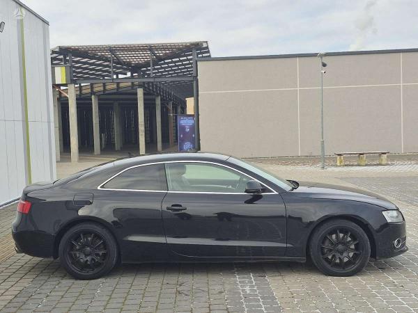 Melns Audi A5 2007 Raseiniai, ar dzinēja tilpumu 3.00 L un nobraukumu 240 tūkst. km par 3999 €, foto 5 vietnē AUTOMOTO.COM.LV