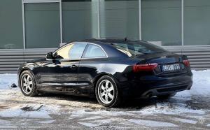 Melns Audi A5 2007 Viļņa, ar dzinēja tilpumu 2.97 L un nobraukumu 340 tūkst. km par 3500 €, foto 4 vietnē AUTOMOTO.COM.LV