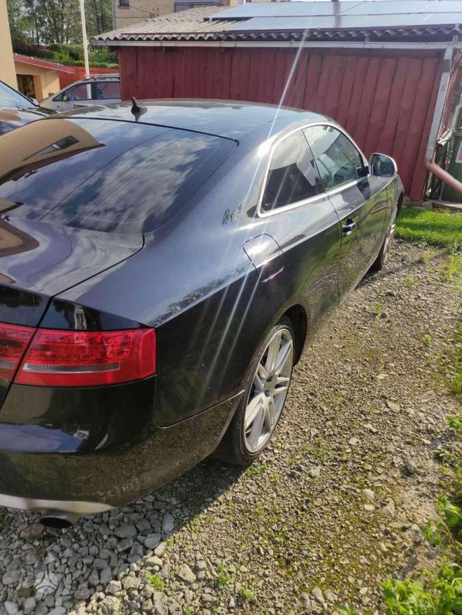 Melns Audi A5 2007 Kauņa, ar dzinēja tilpumu 2.70 L un nobraukumu 290 tūkst. km par 6100 €, foto 7 vietnē AUTOMOTO.COM.LV
