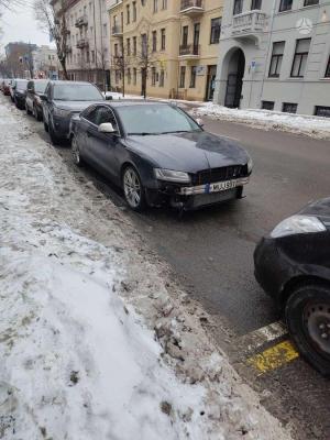 Melns Audi A5 2007 Kauņa, ar dzinēja tilpumu 2.70 L un nobraukumu 290 tūkst. km par 6100 €, foto 12 vietnē AUTOMOTO.COM.LV