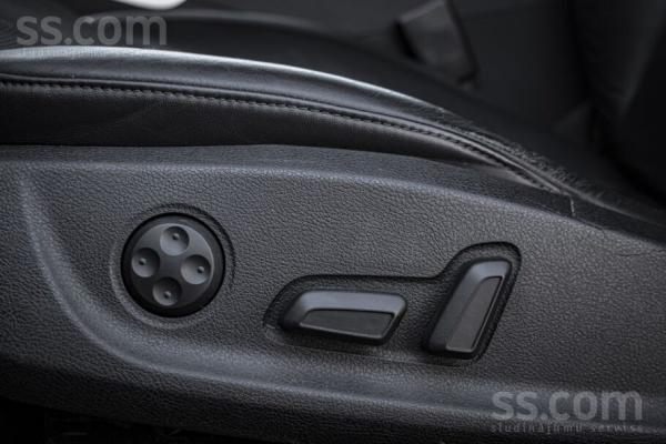 Black Audi A5 2007 in Riga, with an engine capacity of 3.00 L and mileage of 0 thousand km for 6750 €, photo 10 on AUTOMOTO.COM.LV