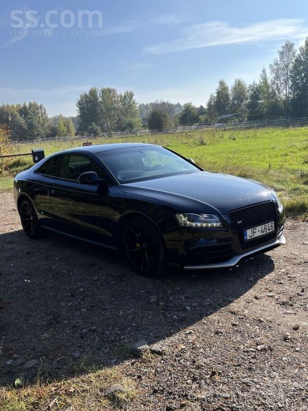 Black Audi A5 2007 in Riga, with an engine capacity of 3.00 L and mileage of 420 thousand km for 6500 €, photo 3 on AUTOMOTO.COM.LV