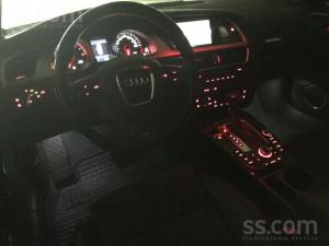 Black Audi A5 2008 in Riga, with an engine capacity of 3.20 L and mileage of 211 thousand km for 8000 €, photo 10 on AUTOMOTO.COM.LV